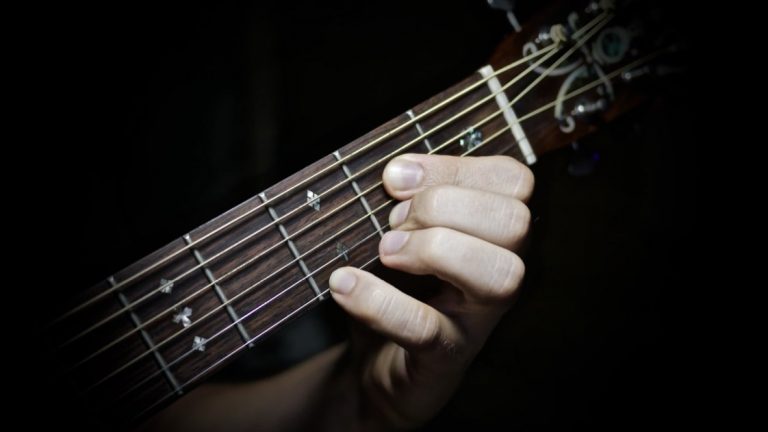 A7 Guitar Chord - Six Ways To Play A7 On Guitar FREE LESSON