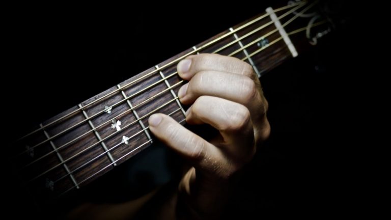 Cm7 Guitar Chord - The Only 4 Shapes You Need! Learn Them NOW!
