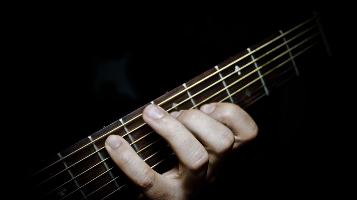 Em Guitar Chord - The 3 Ultimate Chord Shapes You NEED TO KNOW