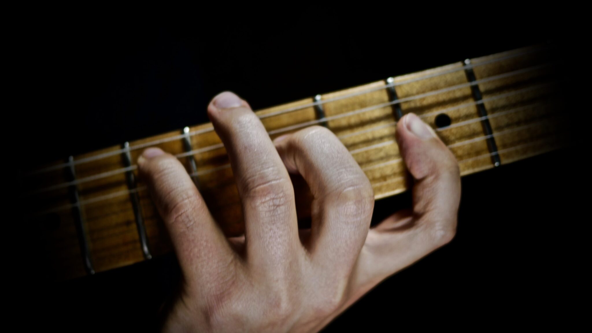 The Em7b5 Guitar Chord Tutorial – 11 Ways To Play It