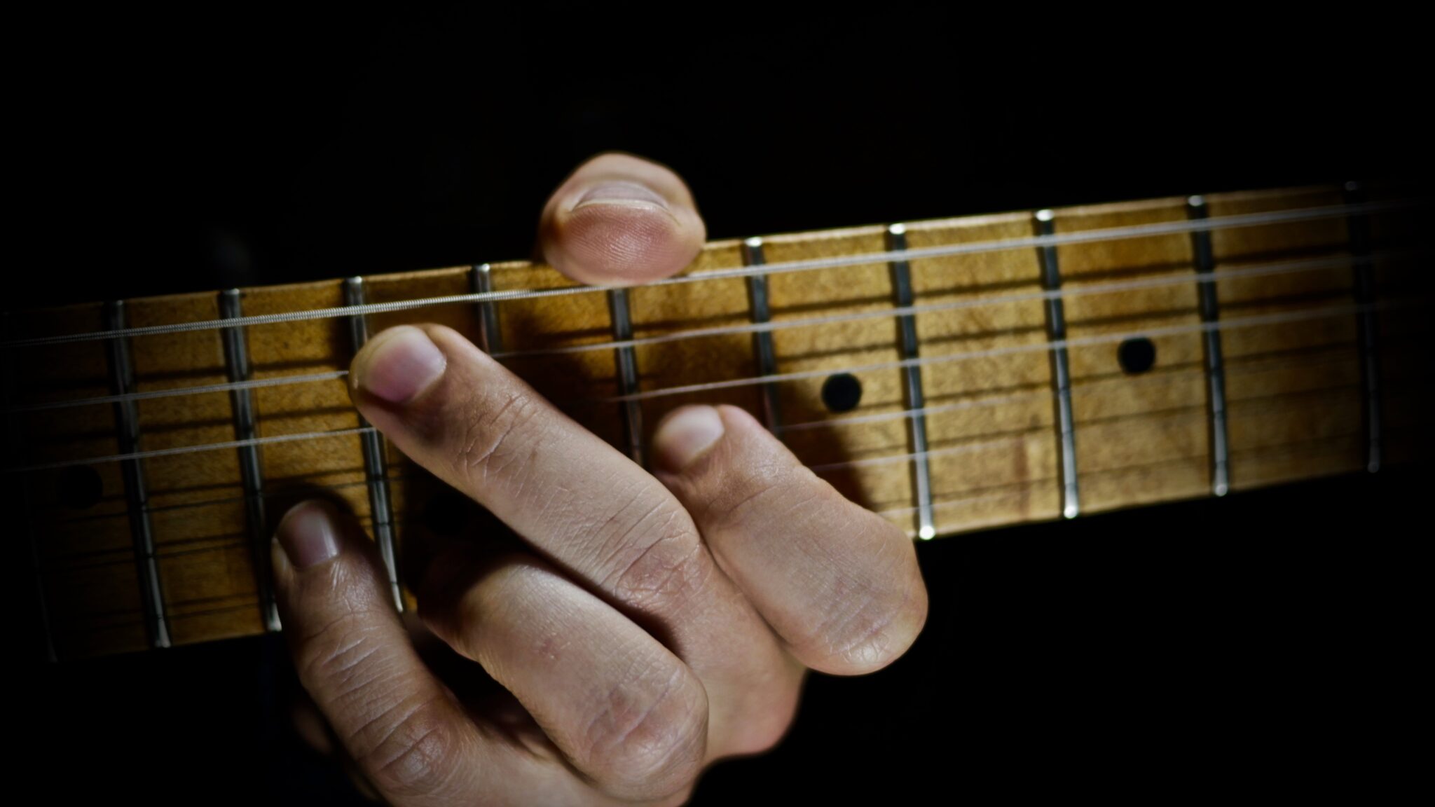 The Fmaj7 Guitar Chord - 10 Ways To Play It